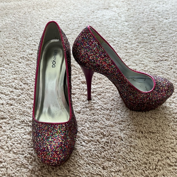 URBANOG | Shoes | Urbanog Glitter Confetti Heels Multicolor Pumps ...